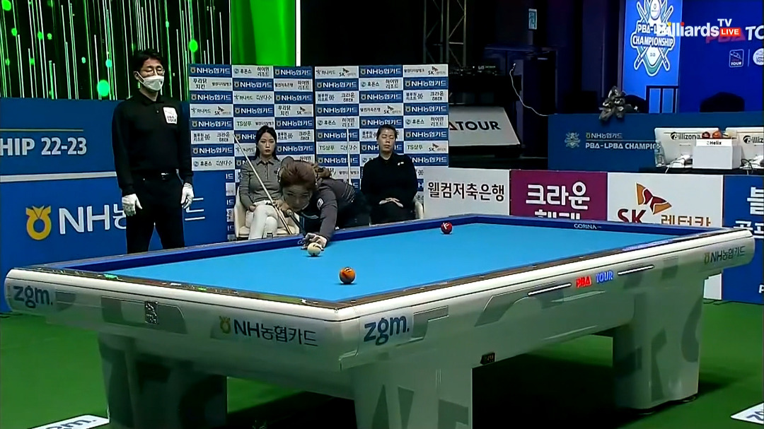 좋은 회전력으로 빗겨치기 성공하며 공동1위로 올라서는 김가영[NH농협카드 LPBA 챔피언십 22-23] | 다음스포츠