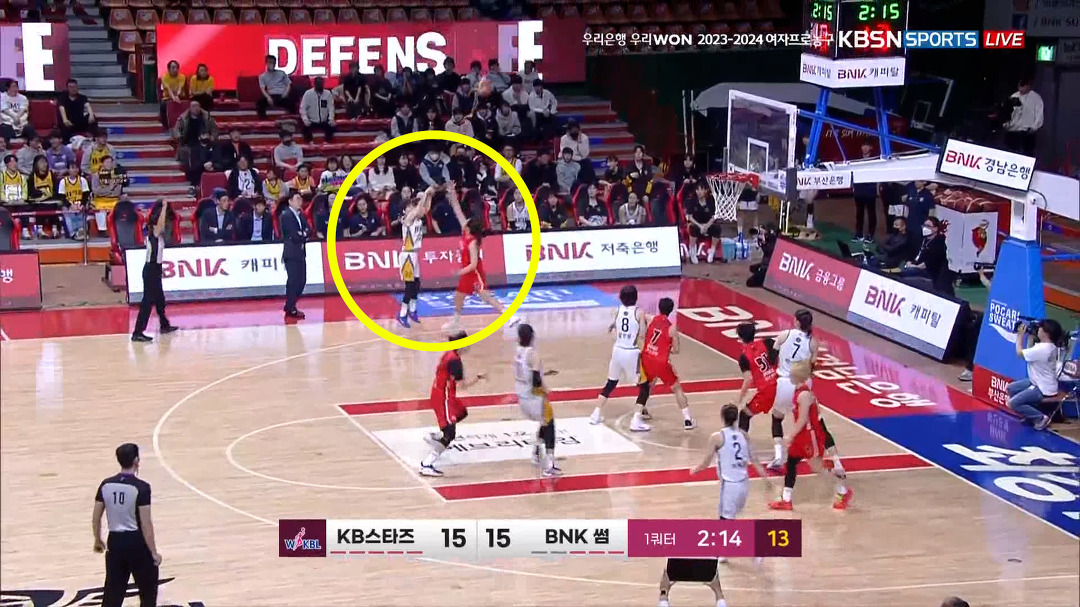 다음스포츠 | '깔끔한 슈팅' 자석처럼 빨려 들어가는 이혜주의 석 점 / 1Q