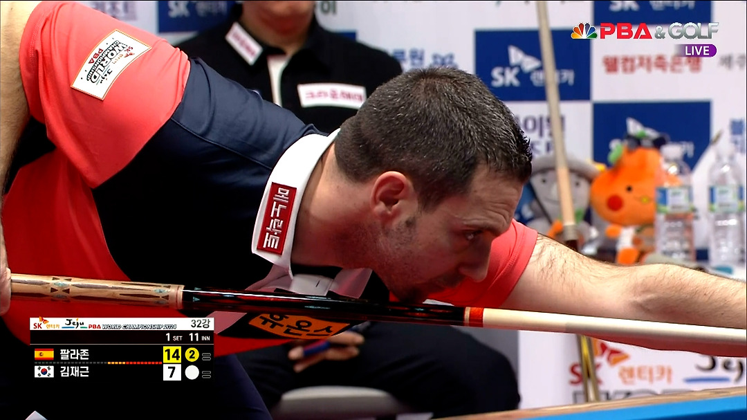 다음스포츠 | 키스를 이용하는 영리한 공격으로 세트를 따내는 팔라존[SK렌터카 제주 PBA월드챔피언십2024]