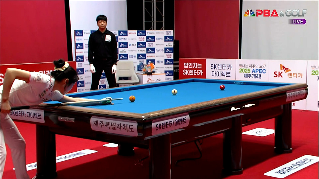 다음스포츠 | 절묘하게 키스를 피하며 첫 이닝 연속 4득점하는 한지은[SK렌터카 제주 LPBA월드챔피언십2024]