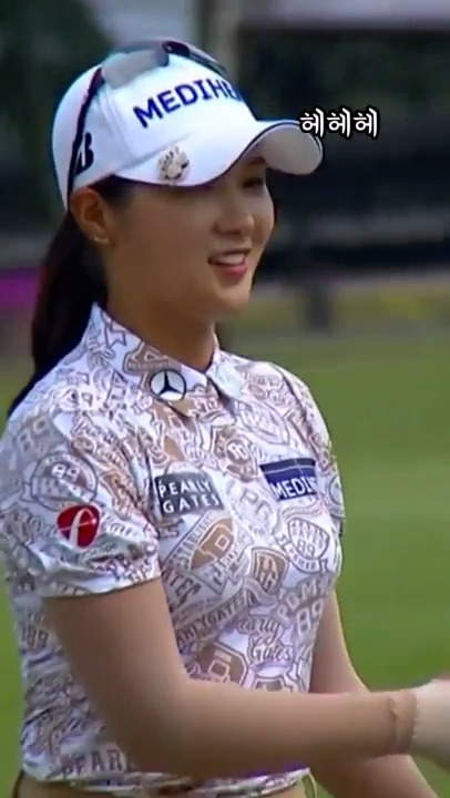 큐티풀의 버디 퍼트 #klpga #박현경 #개막전 - 오늘의 숏 beta