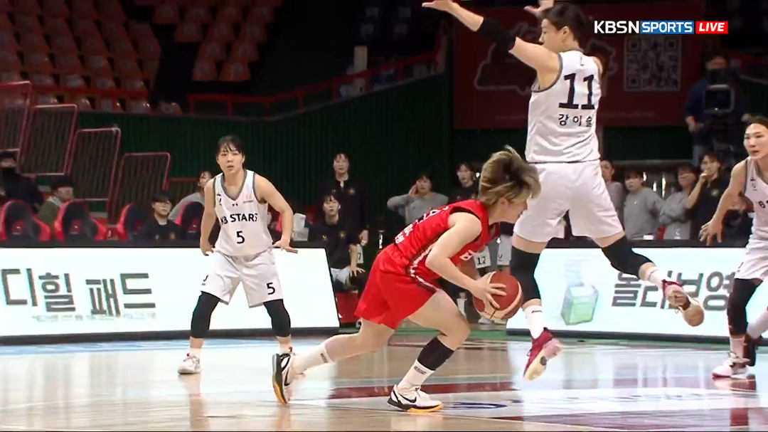 '그건 제 잔상입니다' 강이슬을 완벽하게 속여내는 안혜지 / 3Q | 다음스포츠