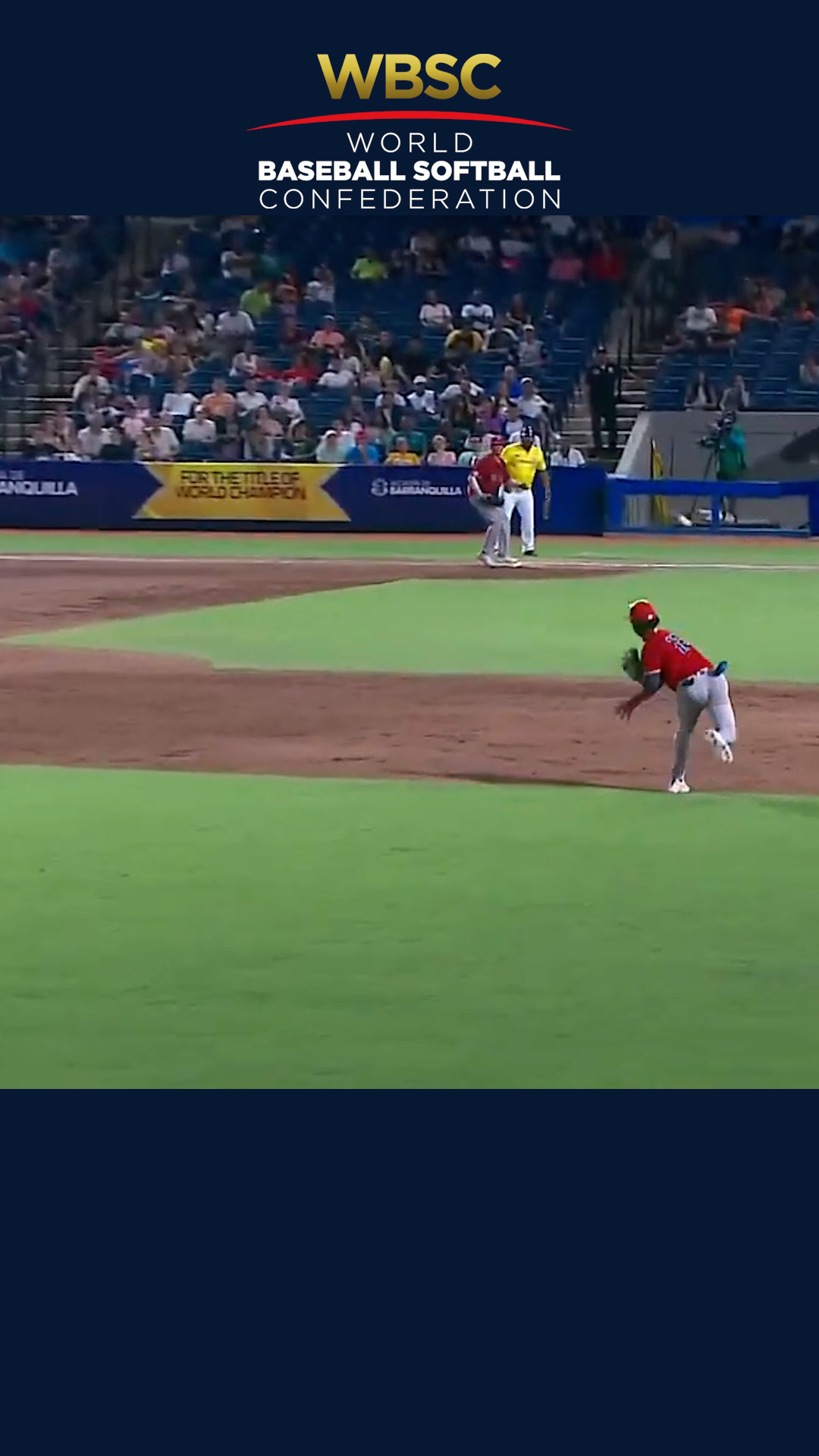 열다섯살 맞습니다! 대포알 쏘는 유격수 #WBSC #세계야구소프트볼연맹 #U15야구월드컵 - 오늘의 숏 beta