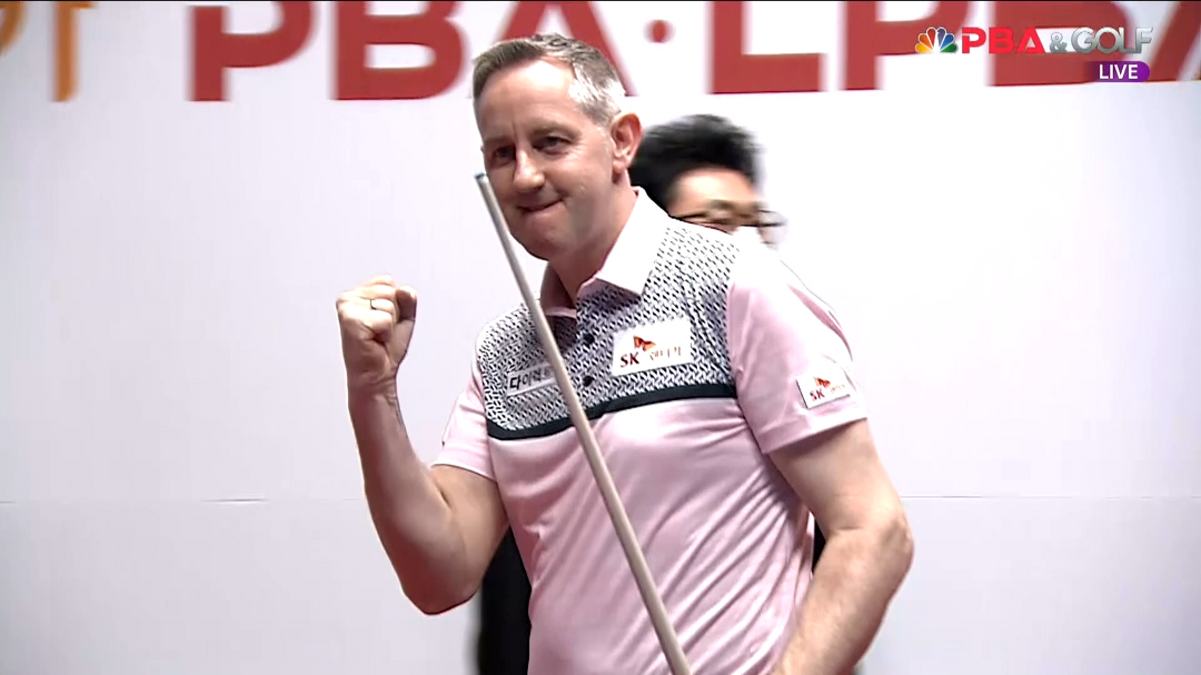 2연속 뱅크샷으로 깔끔하게 마무리하면서 2승을 챙기는 레펜스[SK렌터카 PBA 월드챔피언십] | 다음스포츠