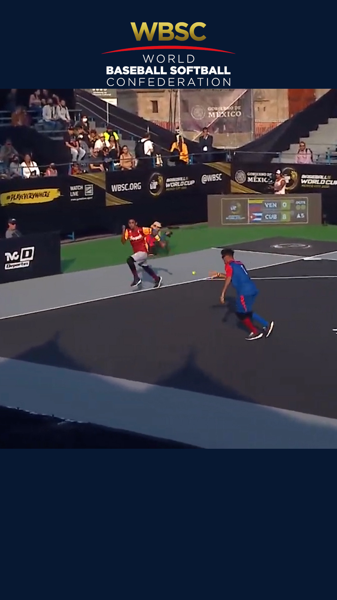이게 되네? 손바닥으로 공을 토스! #WBSC #세계야구소프트볼연맹 #베이스볼5 #Baseball5 - 오늘의 숏 beta